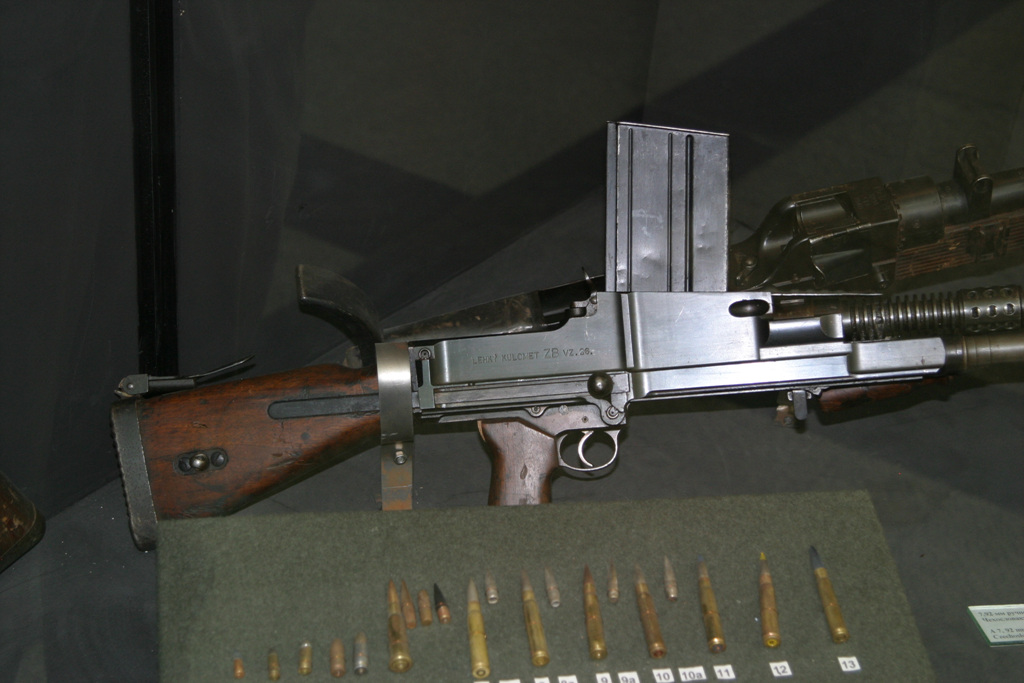 BEMIL 사진 자료실 - 유용원의 군사세계